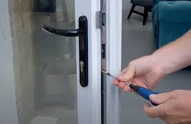 How to Replace a Door Lock Cylinder: A Simple Guide - SDH hardware ...